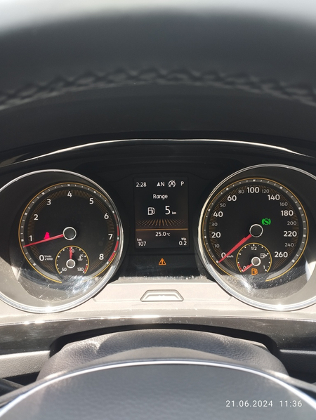 Volkswagen Tiguan L 330 TSI
