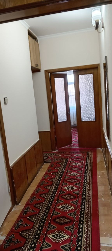 Аренда квартира 2.³ комнат 3 етаж  жохон тилларига якиг  кизлага ва
