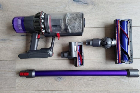 Dyson gen5detect absolute