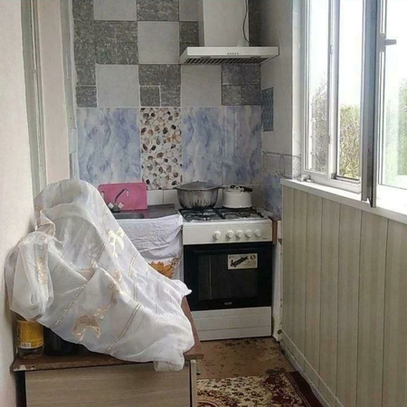Юнусабад 7. 1в2/4/4. Срочно цена договорная