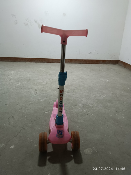 Хороший детский самокат