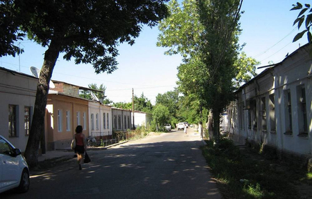Центр Участок 5*10 Ул. Мироншох Посольство России Ул.Нукусская Макро
