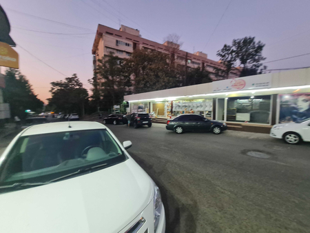 Сдаётся в Аренду Свой Под Офис И Другой 12 м² Чорсу Қоратош Марказида