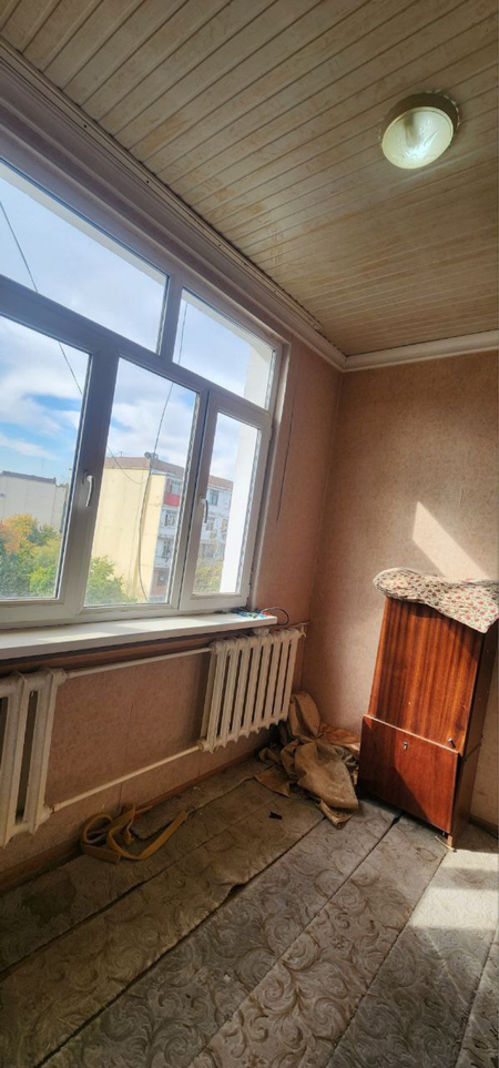 Срочно продается 1 ком квартира Юнусобад