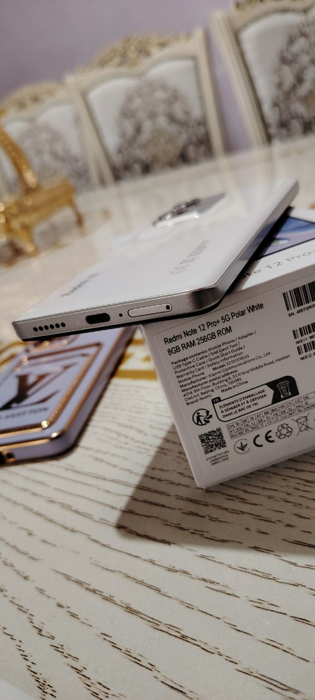 Yangi Redmi not 12 pro pyus 5G 8.256 obmen yoq