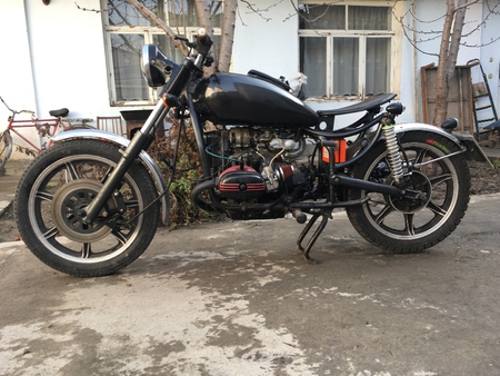 Мотоцикл Bobber Ural