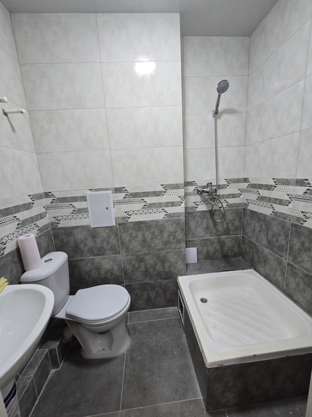 3 xonali 83m² 8-qavat. Vokzal,Mediapark
8 qavatli yangi gʻishtli dom.