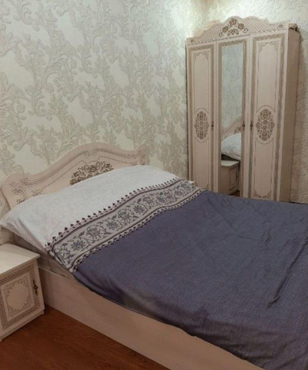 Arenda Sebzor Riveria makroni togrisida 2 xona 3 xona qilingan 80 kvm2