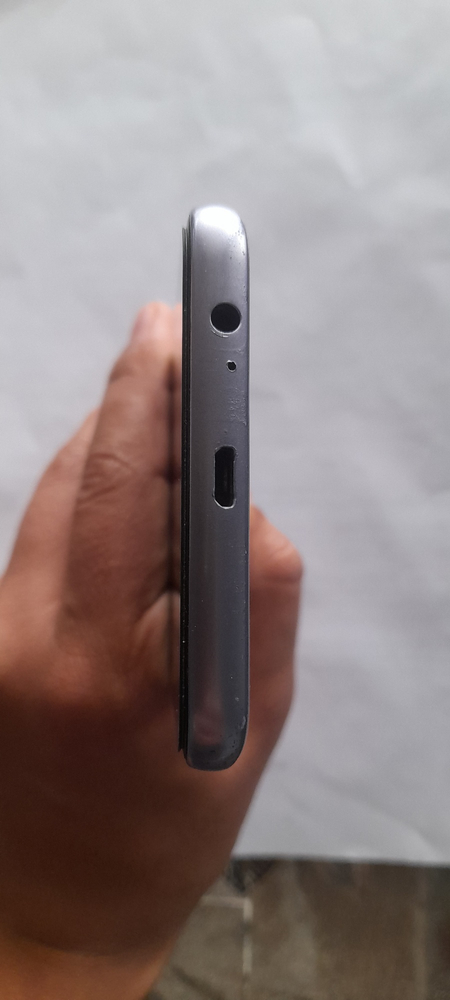 Samsung Galaxy J8