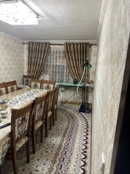 Продается квартира 4/2/4