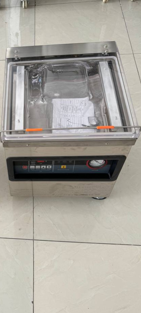 Upakovka 90mingta Machoo.uz brendi ostida. 800ta karobka va mini vakum