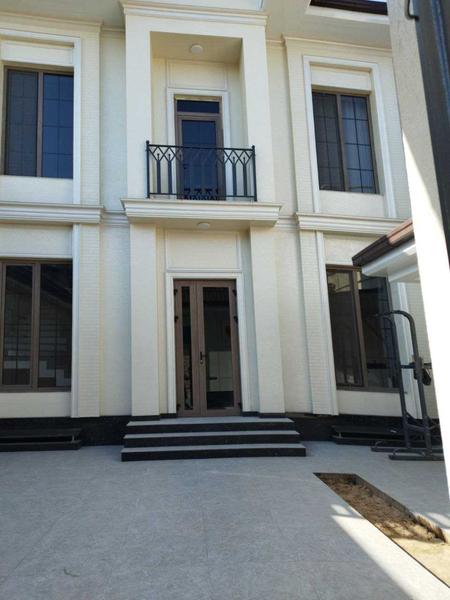 Продаётся Евродом на Циолковском, 1,7-соток (N 8816)