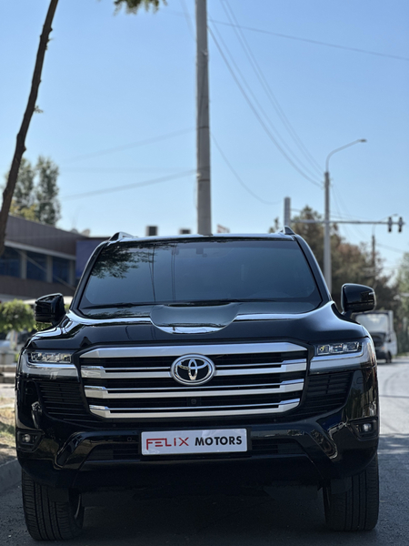 Toyota Land Cruiser LC300