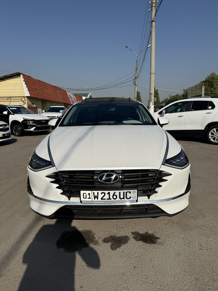 Hyundai Sonata Full