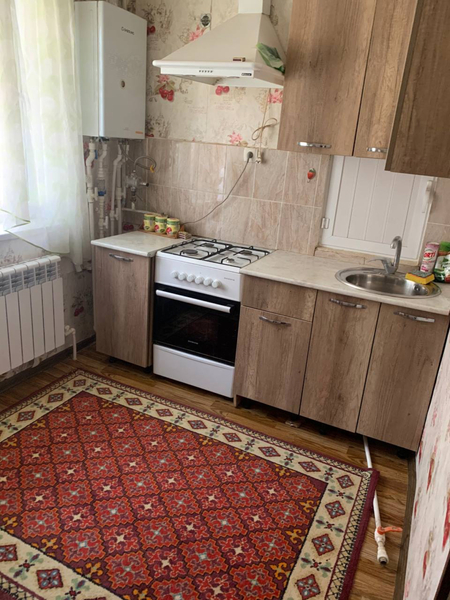 Ижарага квартира 3 хона 1 этаж Факат оилага. Узок муддатга