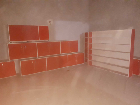 Мебель.  Полки и тумбы для магазина