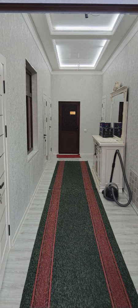 Yangi Tashmida yevro hovli sotiladi