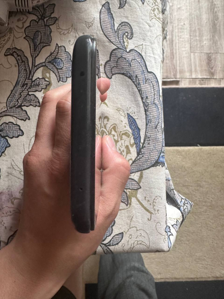 Redmi 8 4/64 ГБ в хорошом состояние