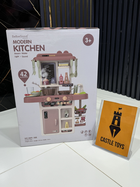 ДЕТСКАЯ КУХНЯ 38 шт 72х51.5х23.5 см Качество очень хороше Castle Toys