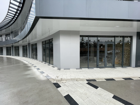 Продажа помещения вдоль дороги магазины кафе Olmazor City