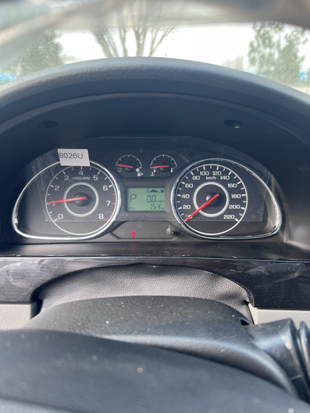 Bez Lyuk Avtomat Gentra new sotiladi