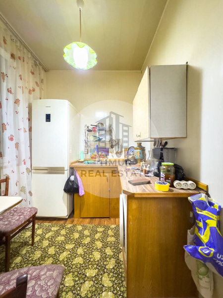 Продается квартира  Максим Горький . Британская школа  3/3/5. 65m2