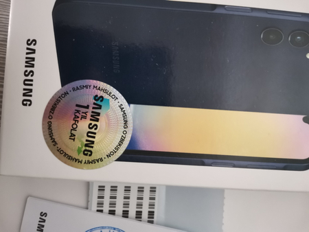 Samsung A25 vetnam  srochno sotiladi ideal holatda
