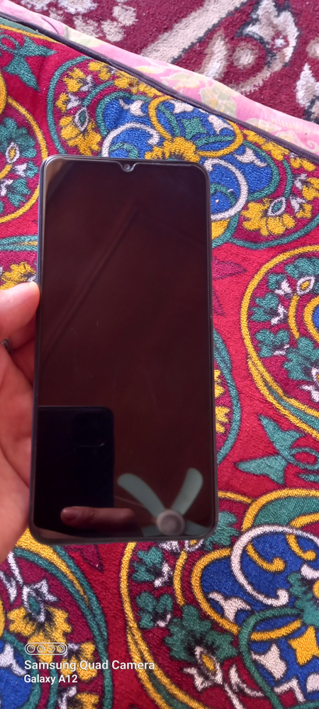 samsung A12 holatii zor