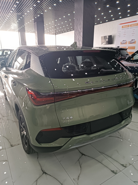 BYD yuan plus есть в наличии.