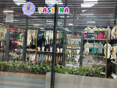 Детский магазин продаётся
