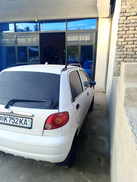 Matiz pol lux sotiladi