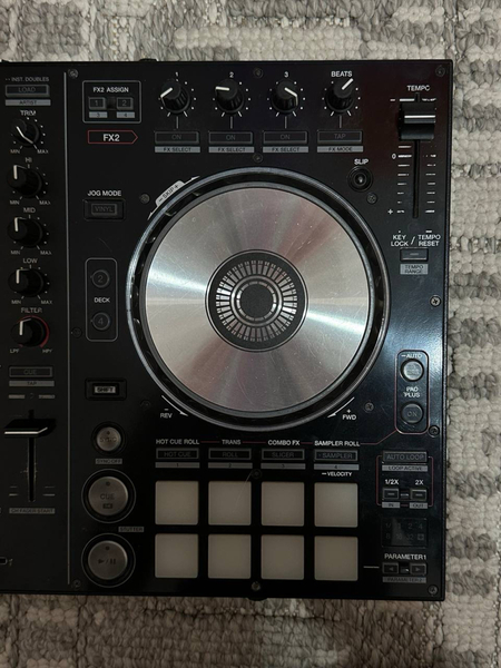 Pioneer DDJ-SR пульт, контролер