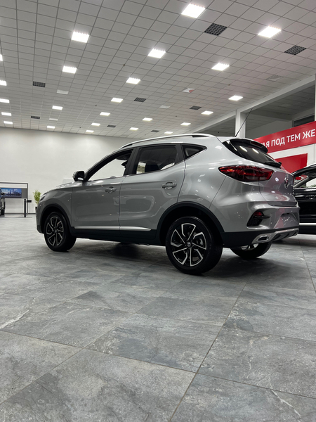 MG ZS Treker hamda Kia Sonet ajali