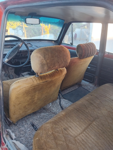 Lada 21011 sotiladi
