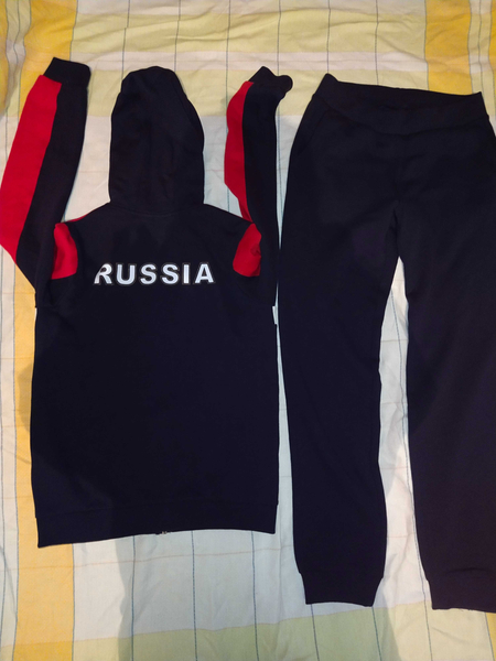 Новый спортивный костюм