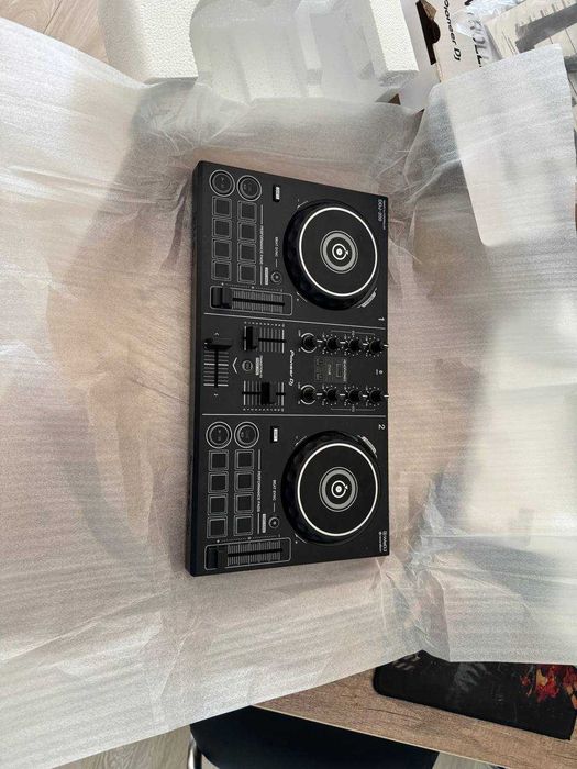 Продаю DJ-контроллер Pioneer DDJ-200