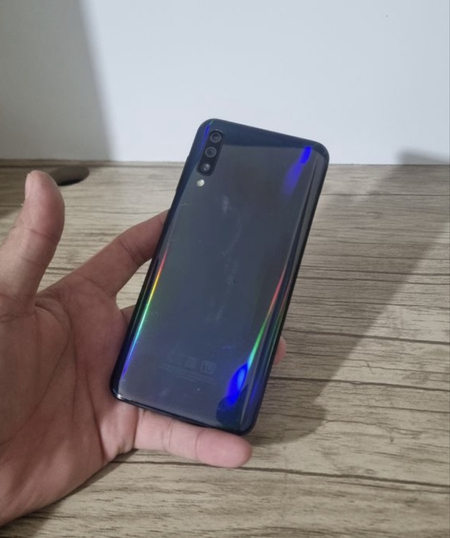 Samsung A50 64gb