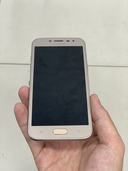Телефон  Samsung J2