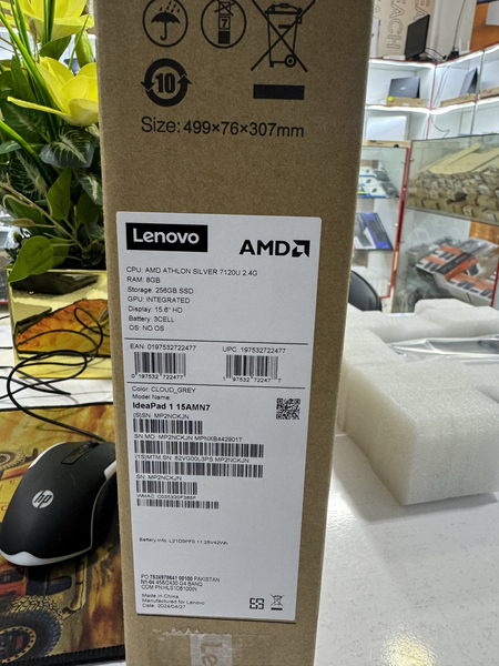 Lenovo athlon silver ddr5 8 gb ram 256 ssd nvme