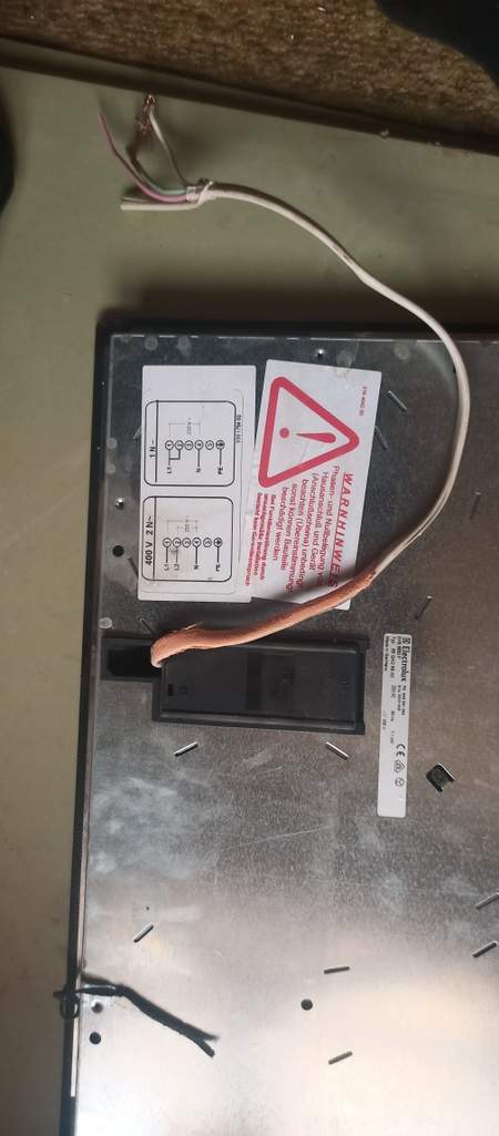 Elektra pech va Elektra pltka