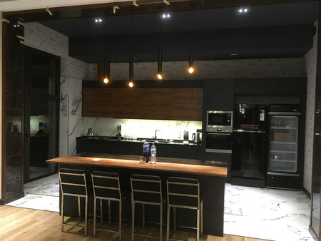 Roel House  новый дача
