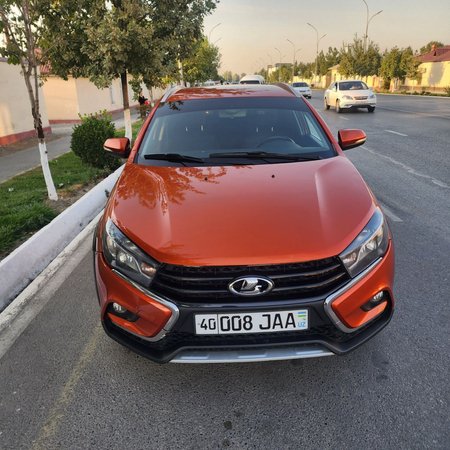 LADA Vesta Cross Sotiladi