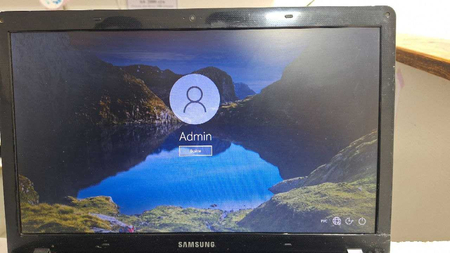 Samsung Notebook sotiladi
