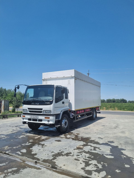 Исузу 10 тоналик сотилади