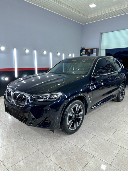 BMW iX3 M sport 530/km Elektromobil
