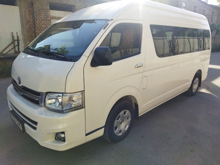 Toyota Hiace, 2013 г/в