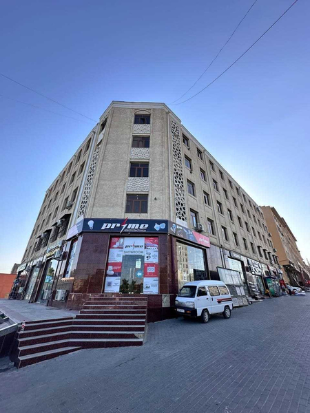 1х комнатная квартира на 1 этаже 35кв/м, в Самарканде