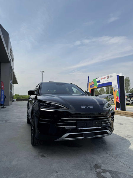 BYD SONG PLUS CHAMPION DM-I ( 150km Flagship )