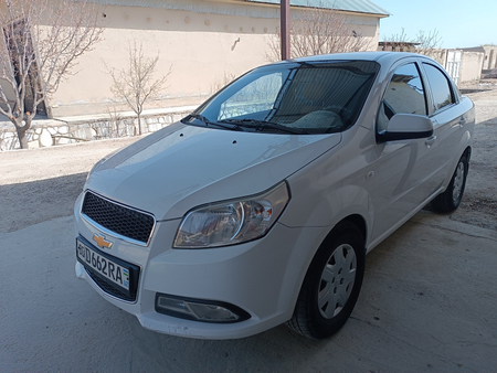 Автомашина Nexia R3