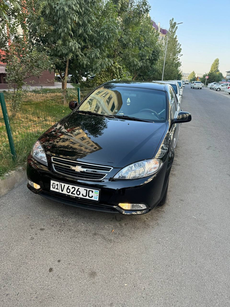 Jentra sotiladi 4500 prabeg